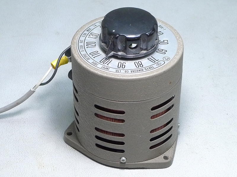 代購代標第一品牌－樂淘letao－ 602264*9 東京理工舎・スライドトランス・RSA-1・出力0～130V・ボルトスライダー電圧調整器